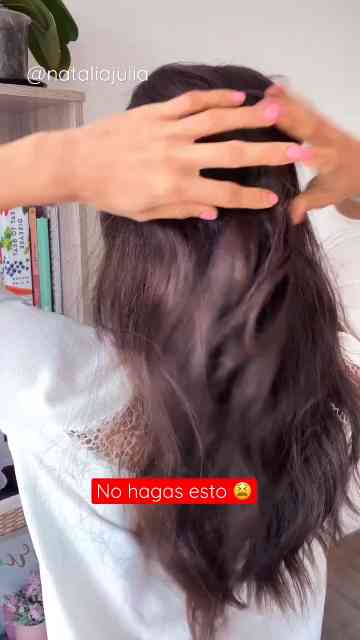 Cómo tapar la liga del cabello para un peinado más pulido