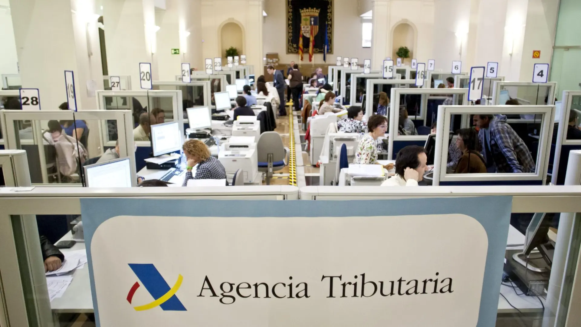 Hacienda enviará unas 130.000 cartas preventivas a los contribuyentes ...