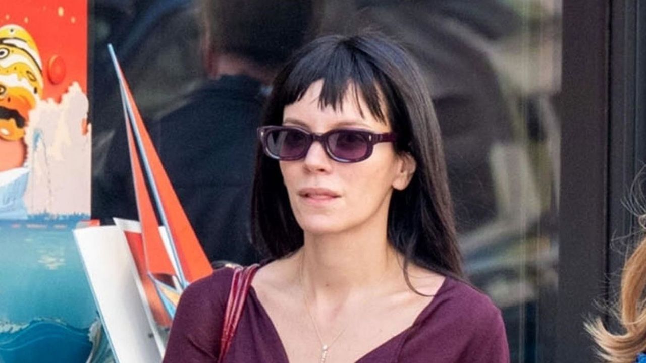 Lily Allen demonstrates how to take denim into early summer in this ...