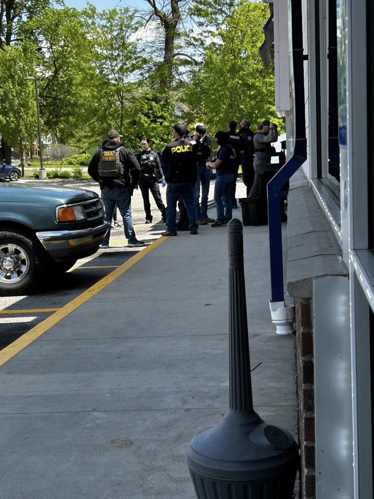 Fort Wayne restaurant closed after owner arrested in police raid