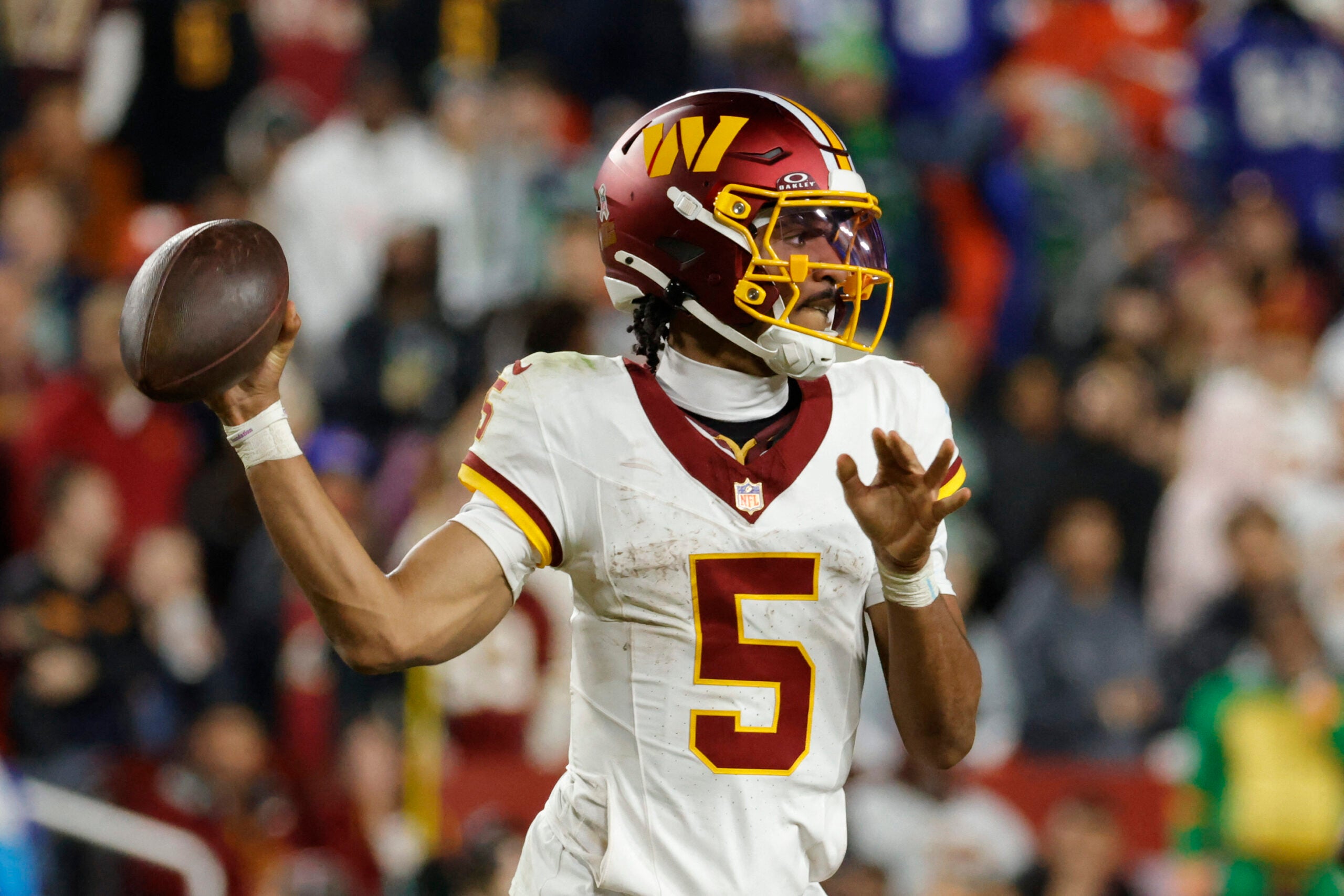 Commanders miss out on good opportunity to give Jayden Daniels a weapon ...