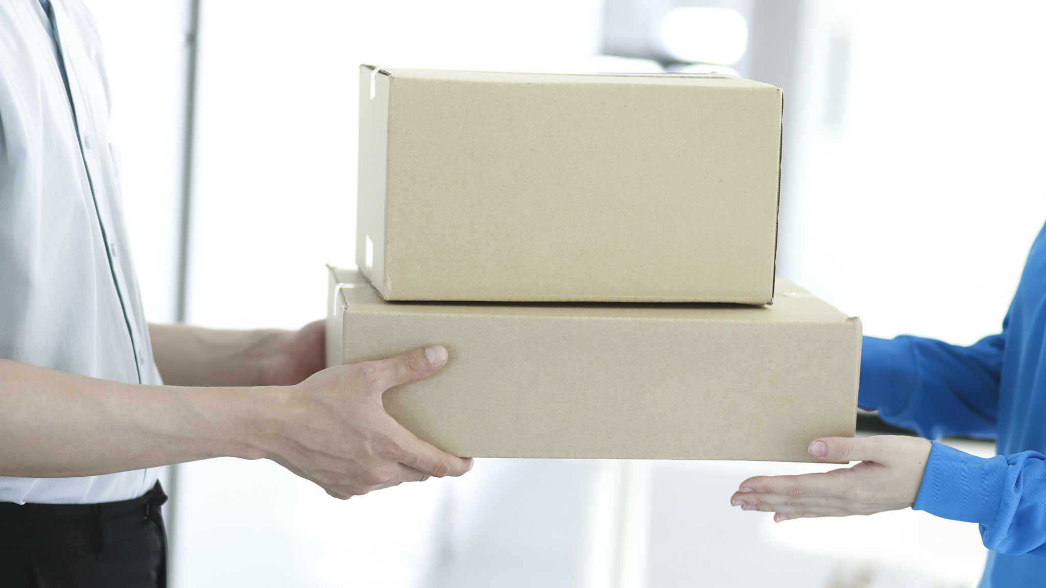 Privatpakete in die USA senden: Dieser Anbieter macht es günstig