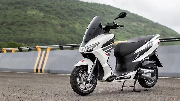 Aprilia SXR 125 & SXR 160 discontinued in India