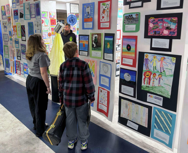 Photos: Meridian Art Show showcases student creativity