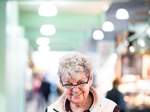 „Worscht mit Weck oder Brot?": Die Frankfurter Kleinmarkthallen-Queen ...