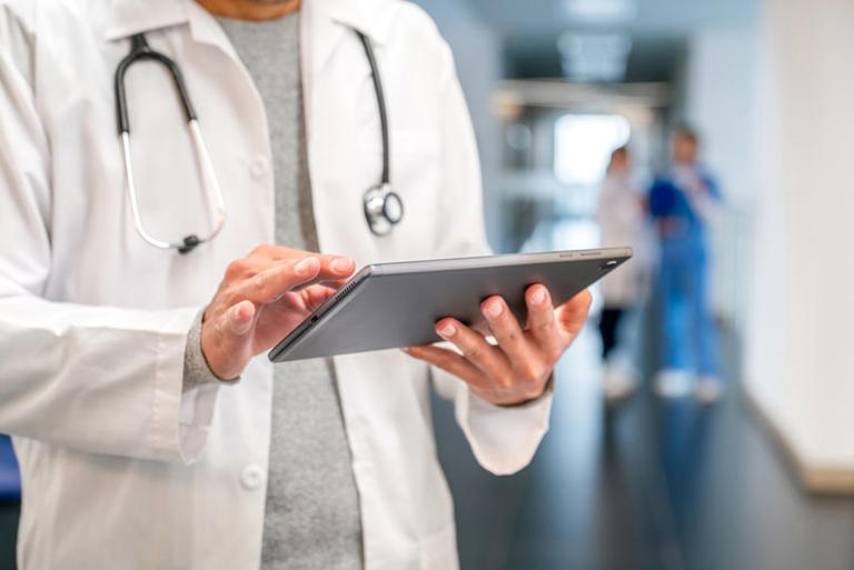 Staff at Darent Valley Hospital in Dartford 'struggling to maintain ...