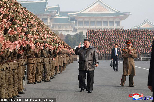 North Korea will launch a nuclear weapon if Kim Jong Un is assassinated ...