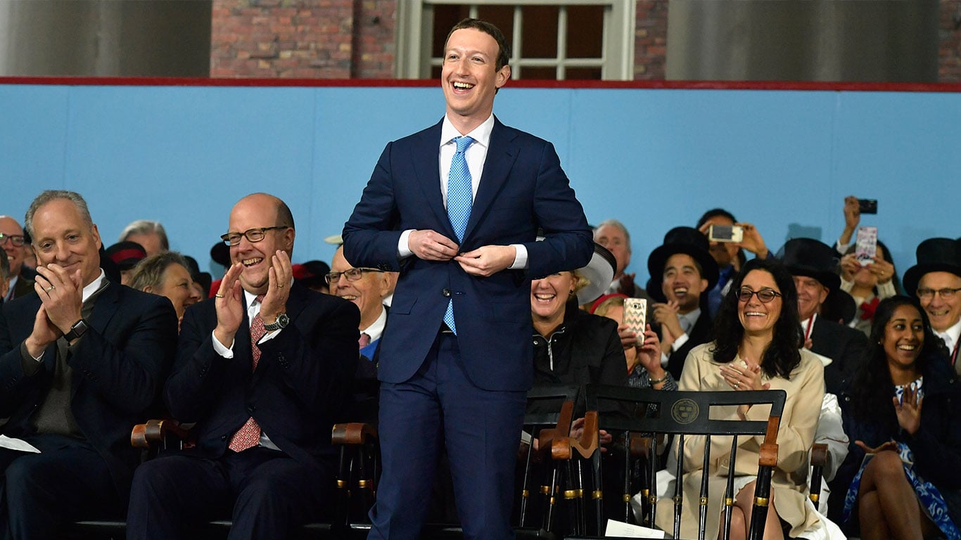 Mark Zuckerberg just told 8,000 employees their layoffs are a line item ...