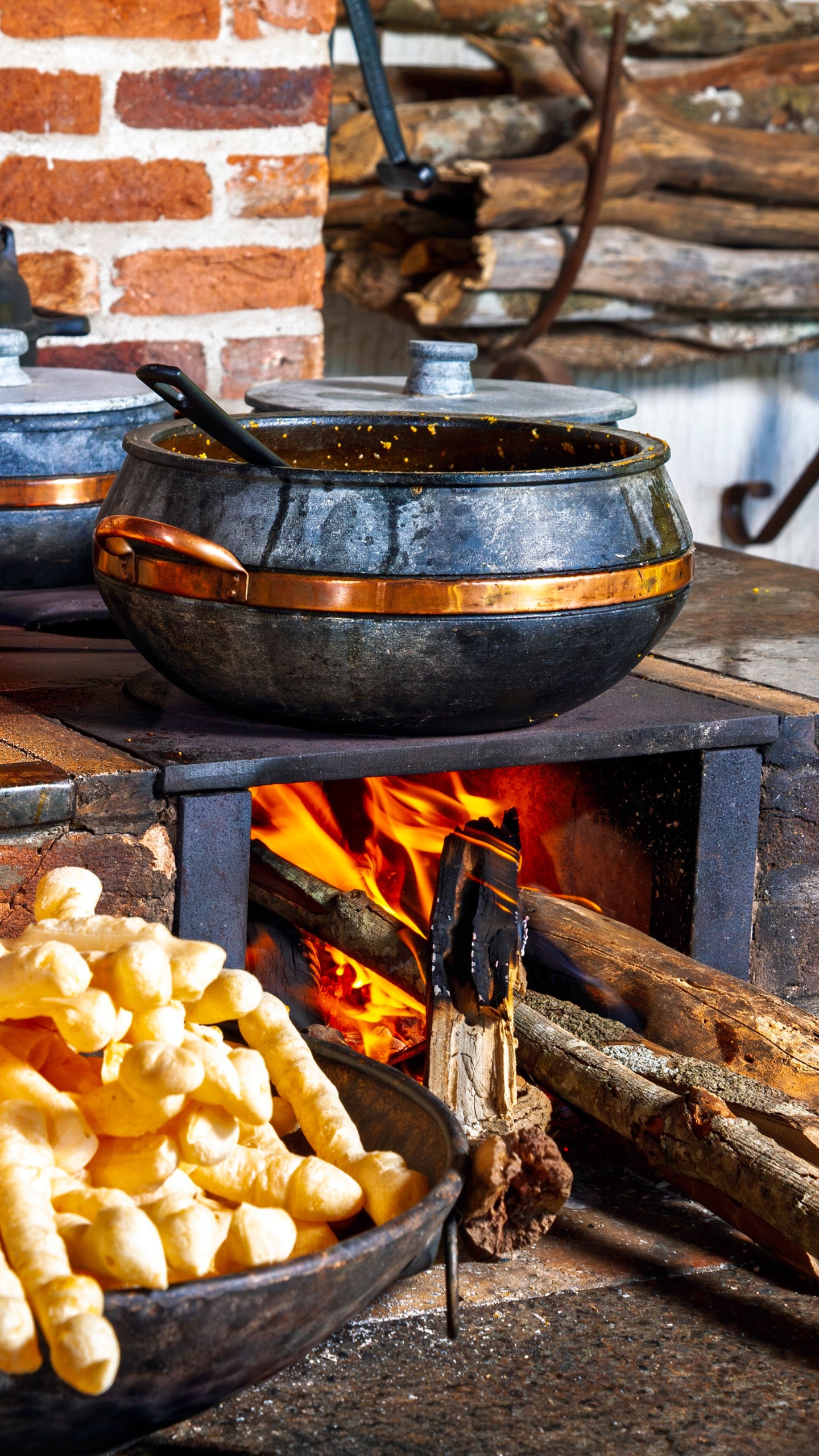 7 essentials the Amish always have on hand to survive anything