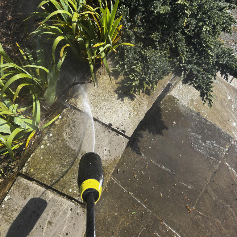 Karcher's new pressure washer is powerful, speedy and no-fuss – my ...