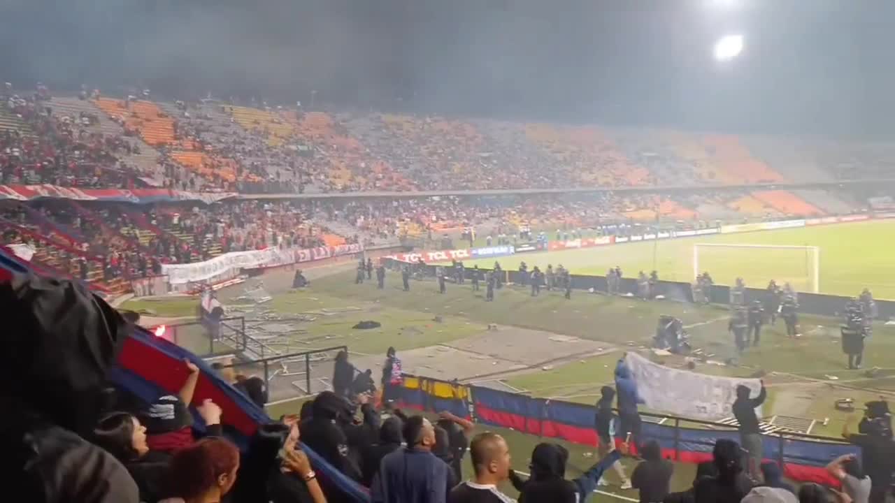 DIM vs Flamengo Copa Libertadores match suspended after fans protest ...