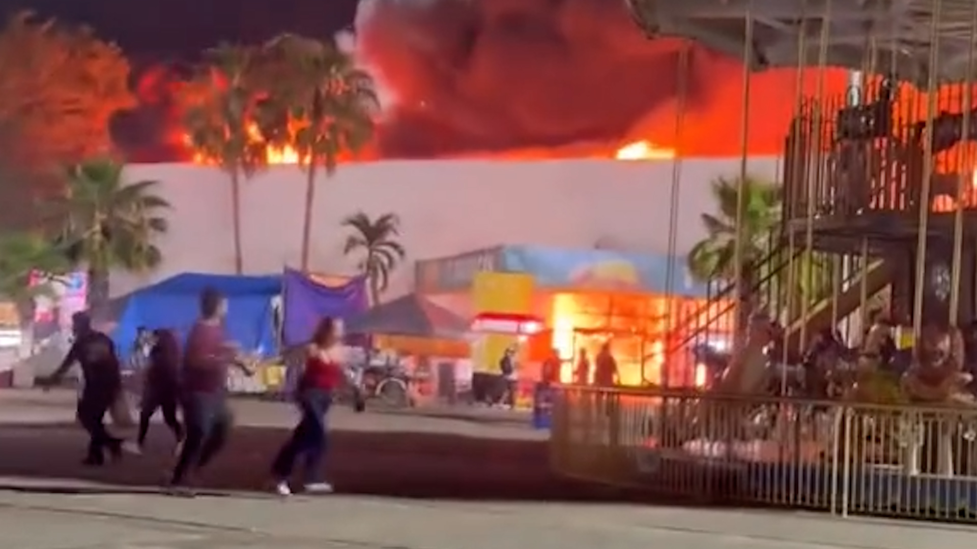 Video shows deadly Mexico fairground fire that killed five