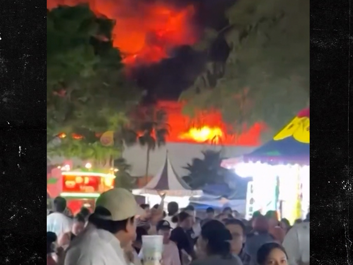 Five dead after inferno rips through Mexican fairground, on video