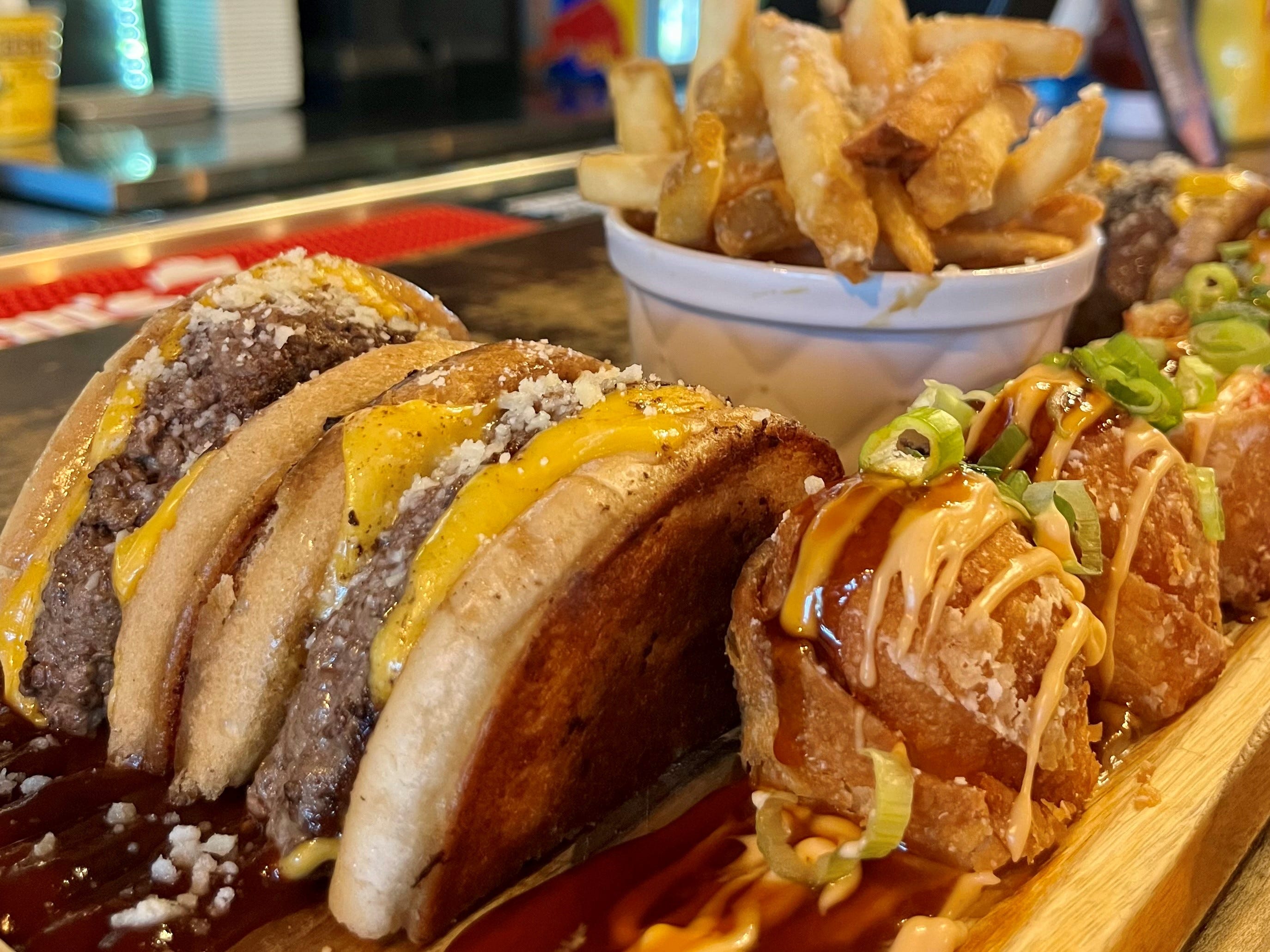 Cape Coral restaurant named one of best in Florida for its burger
