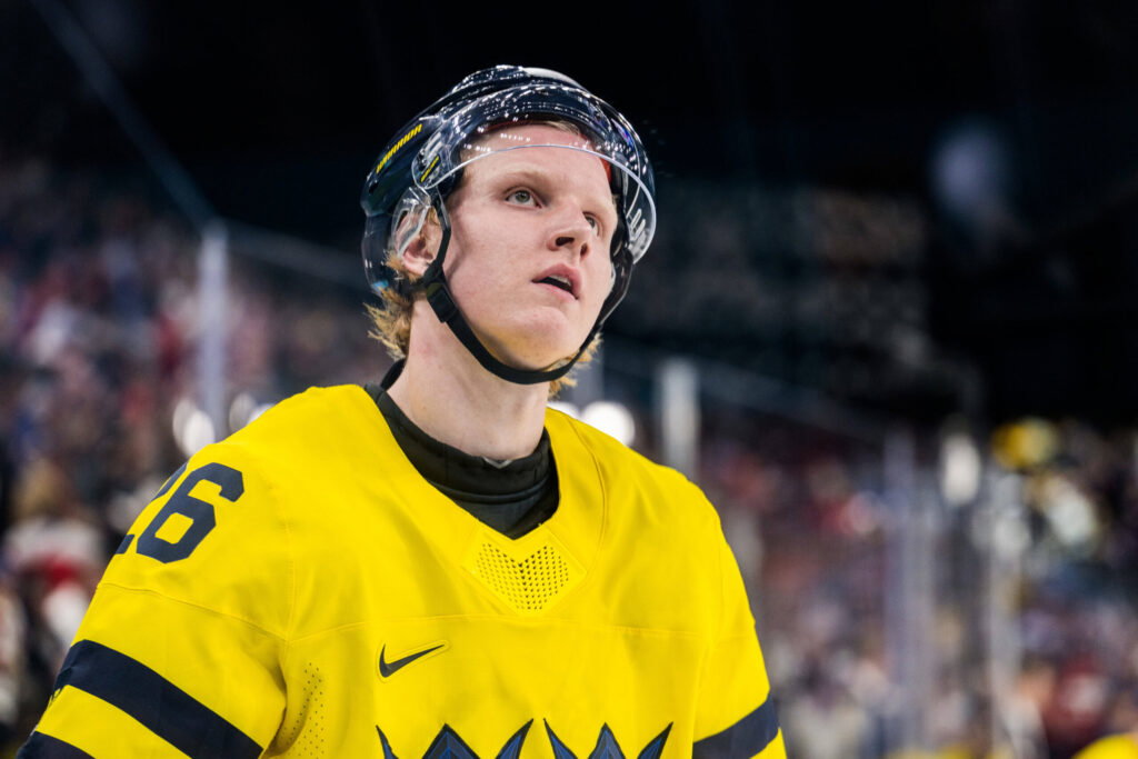 Rasmus Dahlin records NHL-first 5 points in elimination game as Sabres ...