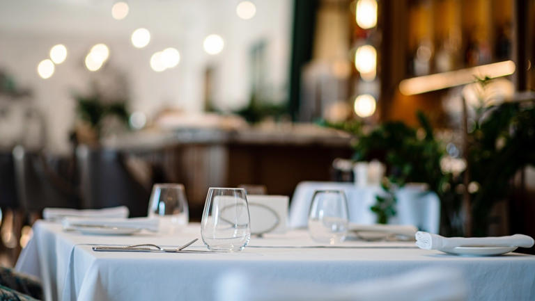 Club Quarters to operate Miami Beach’s Sherry Frontenac Hotel