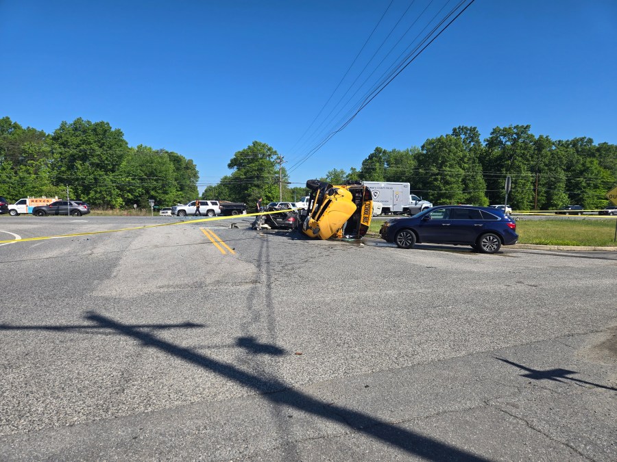 School bus involved in multi-vehicle crash on Indian Head Highway; 1 dead