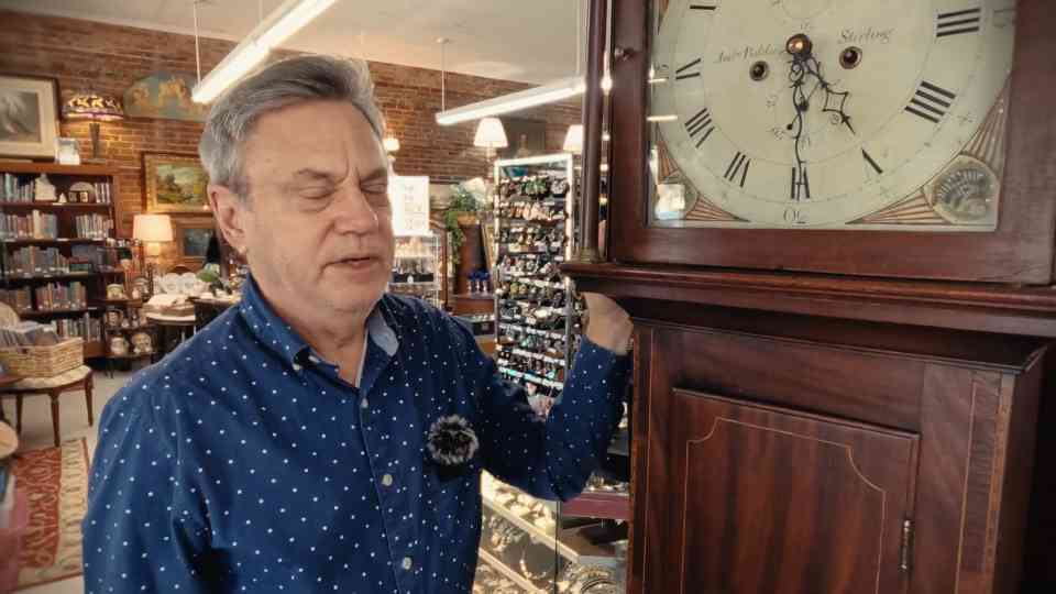 This small-town shop was hiding a clock — and a historian’s vanishing ...