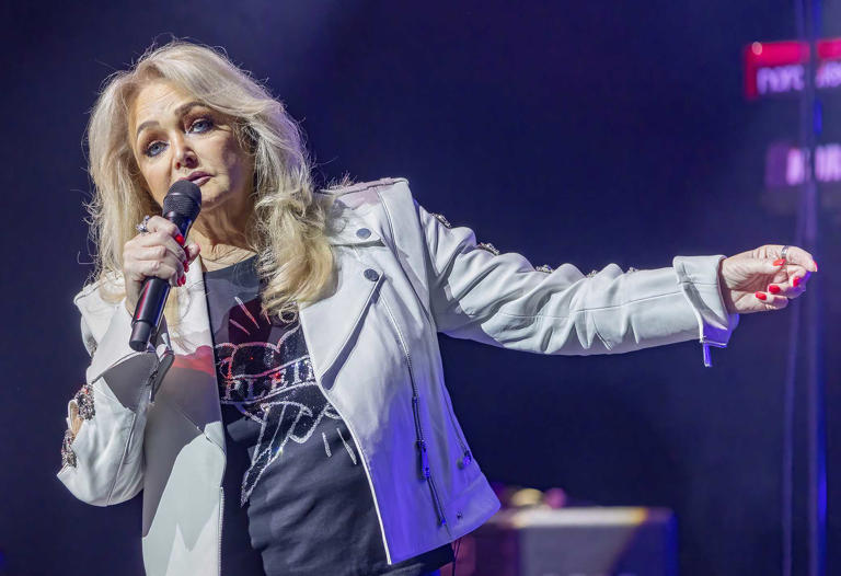 Bonnie Tyler, 'Total Eclipse of the Heart' singer, in medically induced ...