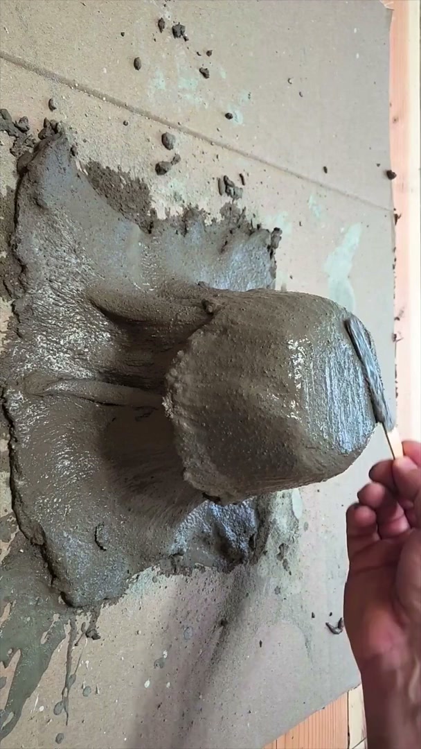 A towel + cement = the most satisfying garden planter you've ever seen