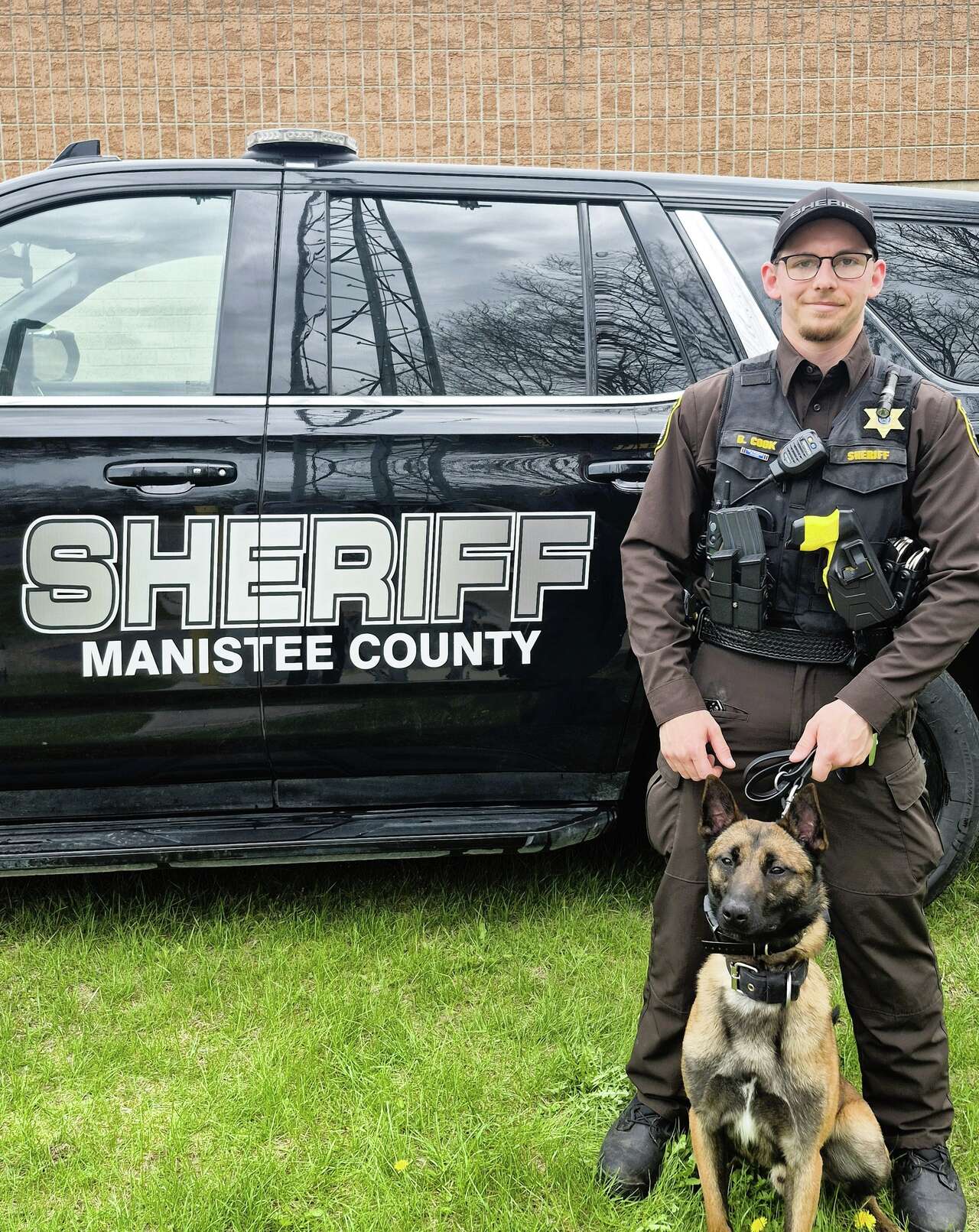 Meet the sheriff's office's new K-9 team