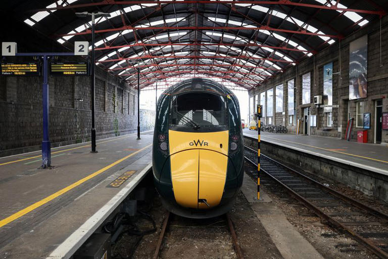 GWR to be brought into public ownership in 2026 hailed as 'a positive ...