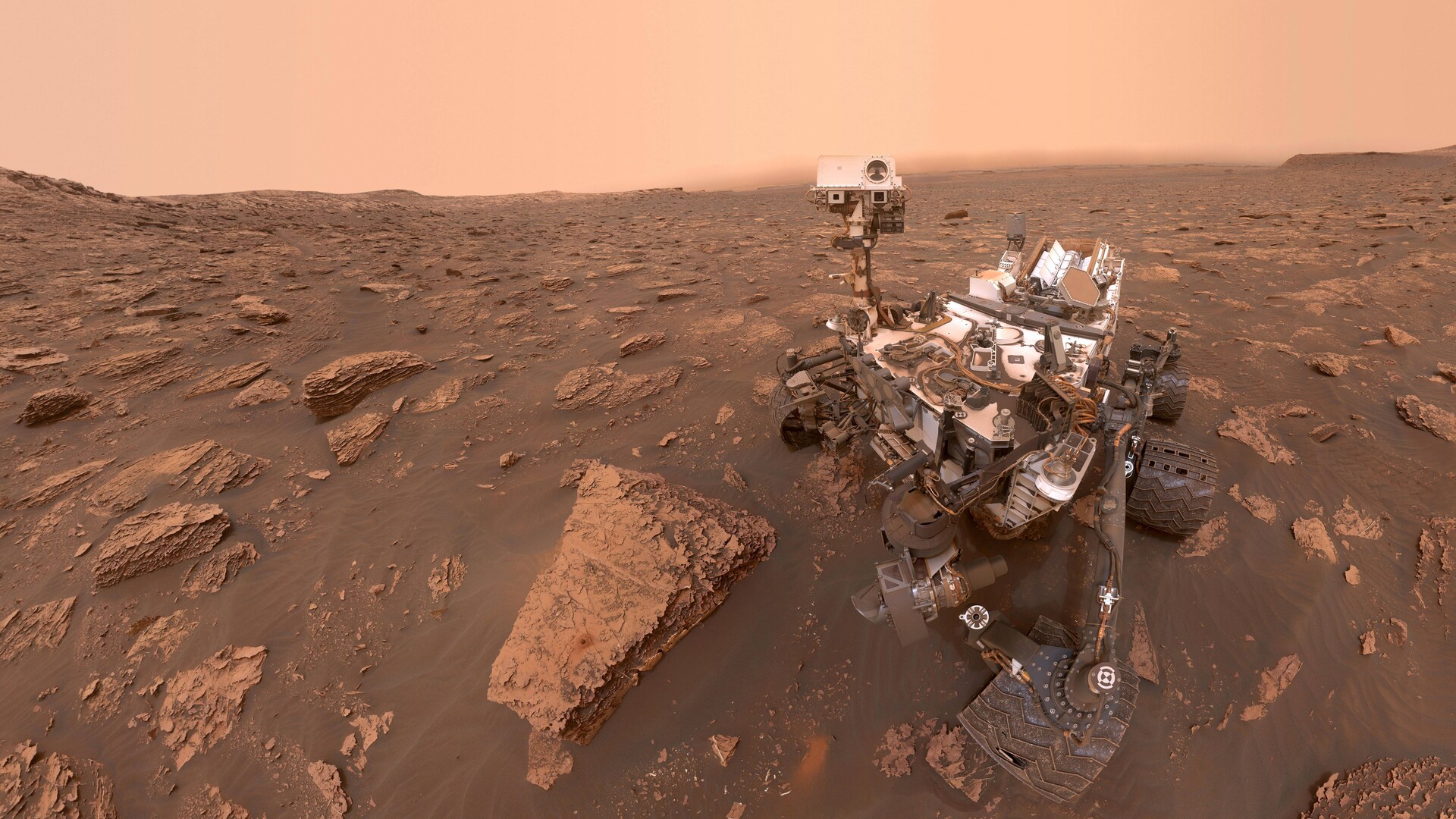 13-Kilo-Brocken hängt an NASA-Rover: Curiosity kämpft tagelang mit Fels ...