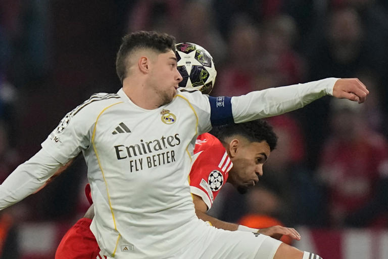 Real Madrid multa a Valverde y Tchouaméni con medio millón de euros ...