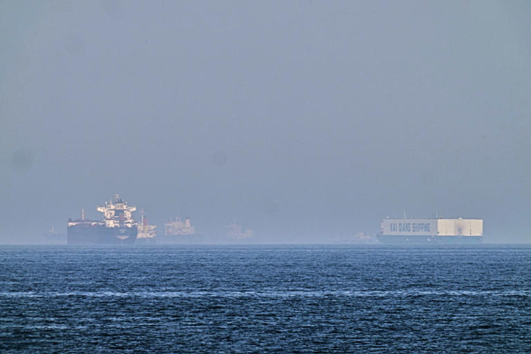 Guerre au Moyen-Orient : les Etats-Unis frappent deux pétroliers ...