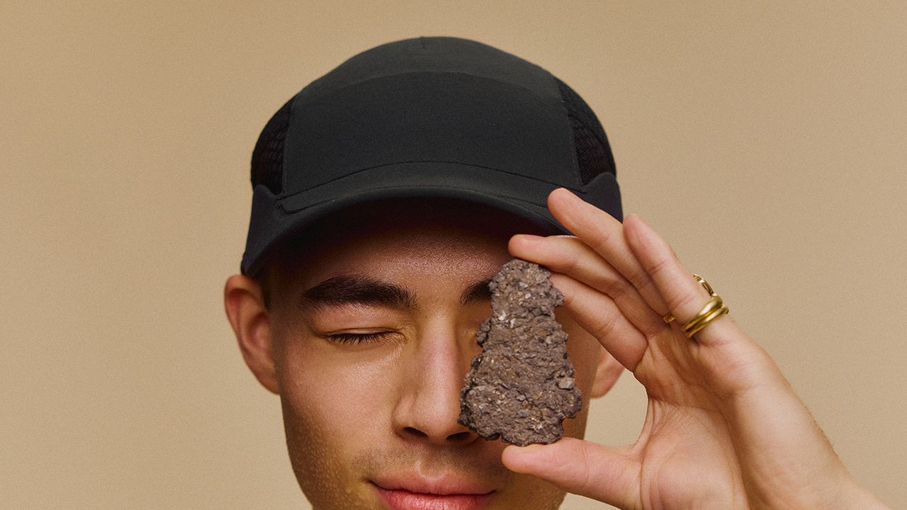 This Canadian running brand just went full Arc’teryx on race-day apparel