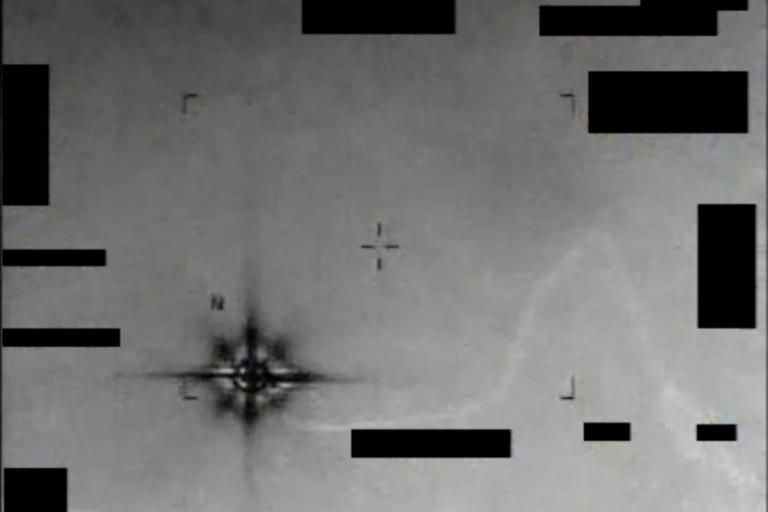 Mysterious footage captures peculiar eight-pointed star streaking ...