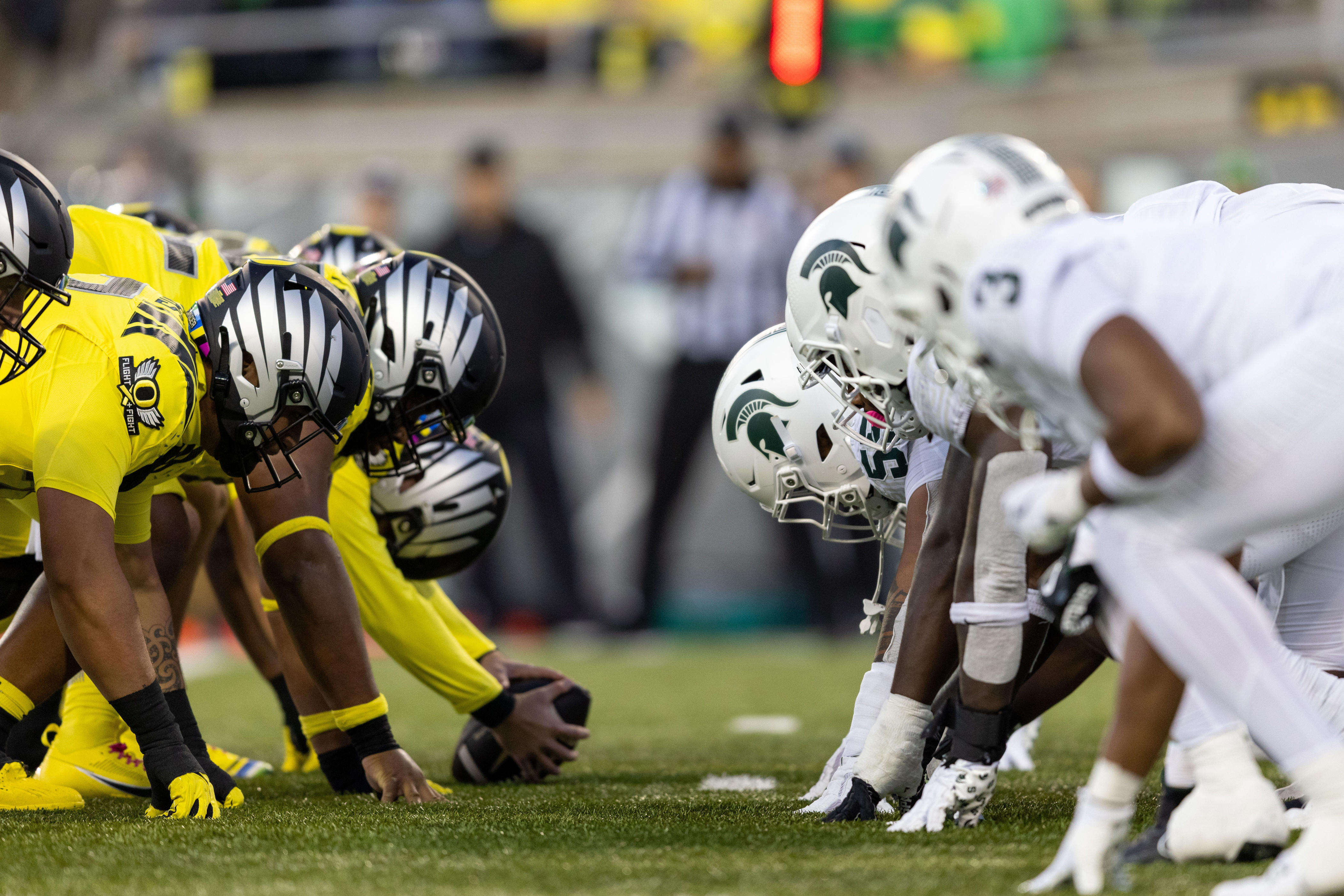 Oregon football scheduled for a pair of Friday games in 2026