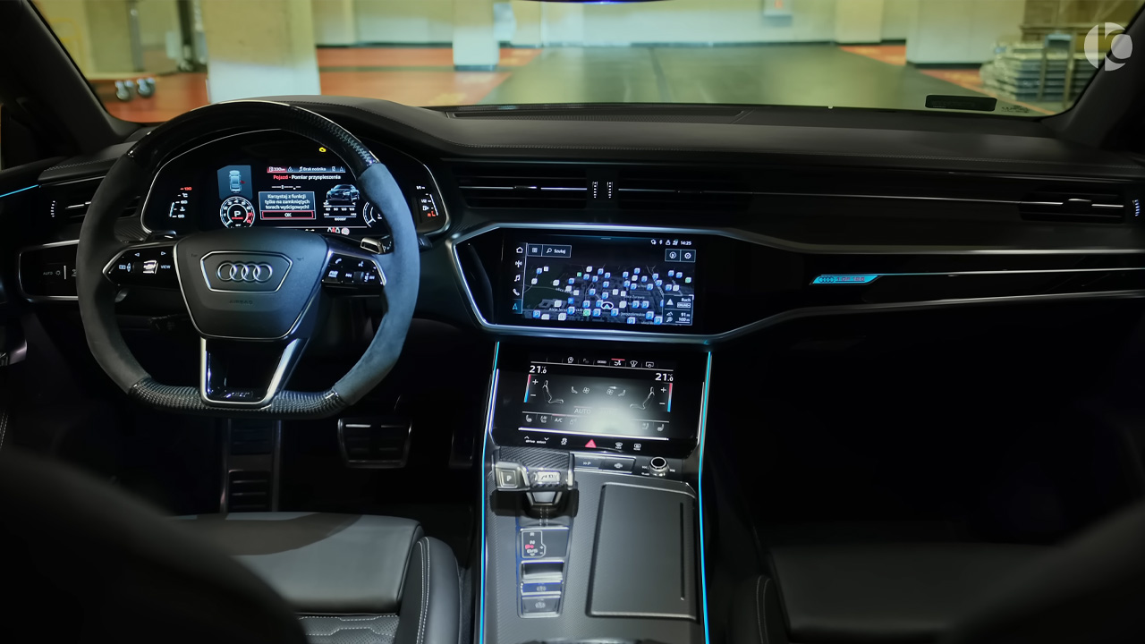 Exploring the exclusive carbon fiber cabin of this limited RS7-R