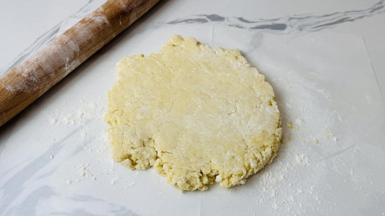 Old-fashioned sour cream donuts recipe