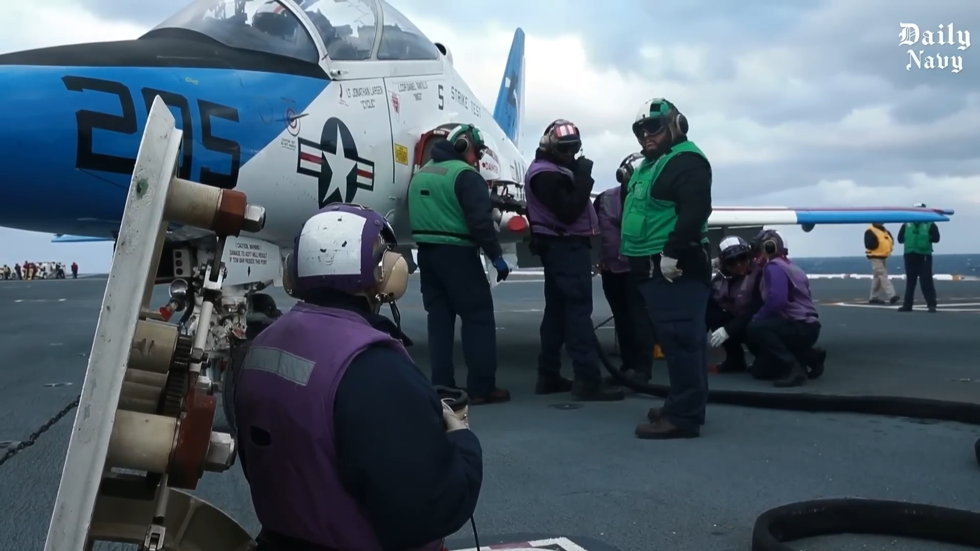 Hidden life aboard a US aircraft carrier: The secret culture, mental ...