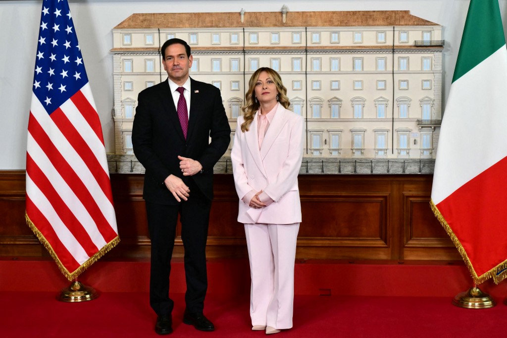 Italy-US ties strained as pope and Iran war dominate talks