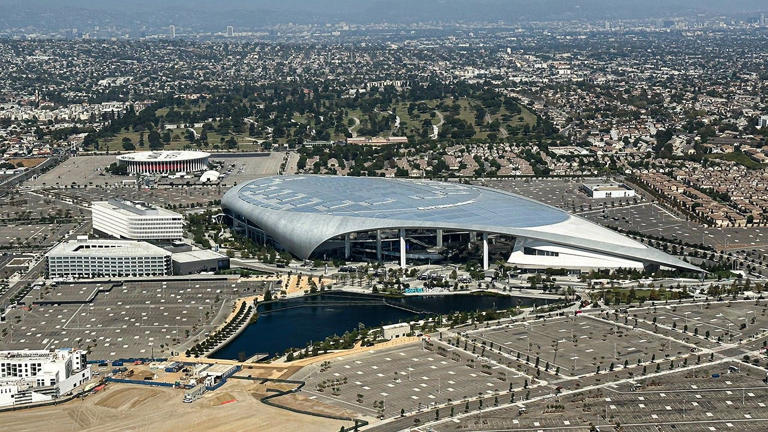 World Cup stadium union workers say FIFA's lack of privacy concerns put ...