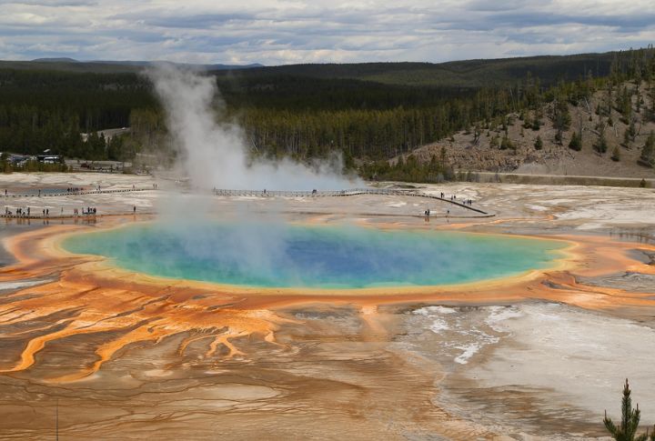 Discover Yellowstone's hidden natural wonders