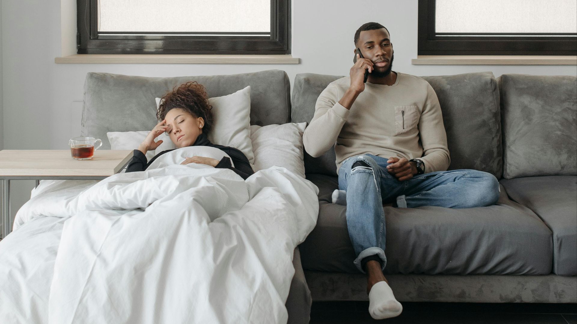10 signs he wants a wife & 10 signs he wants a mother