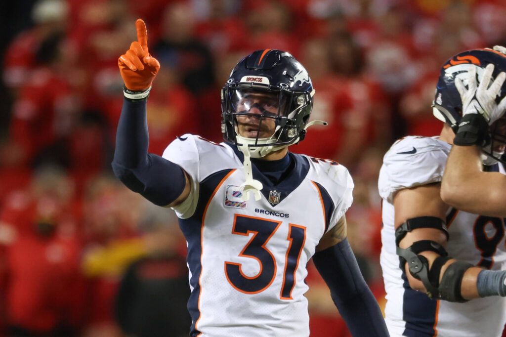 Former All-Pro Justin Simmons reveals which team could lure him back to ...