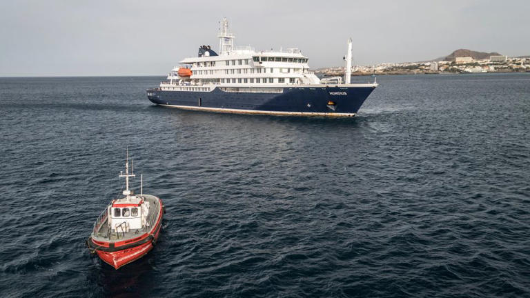 CDC team to meet Americans on hantavirus-stricken ship as bad weather ...