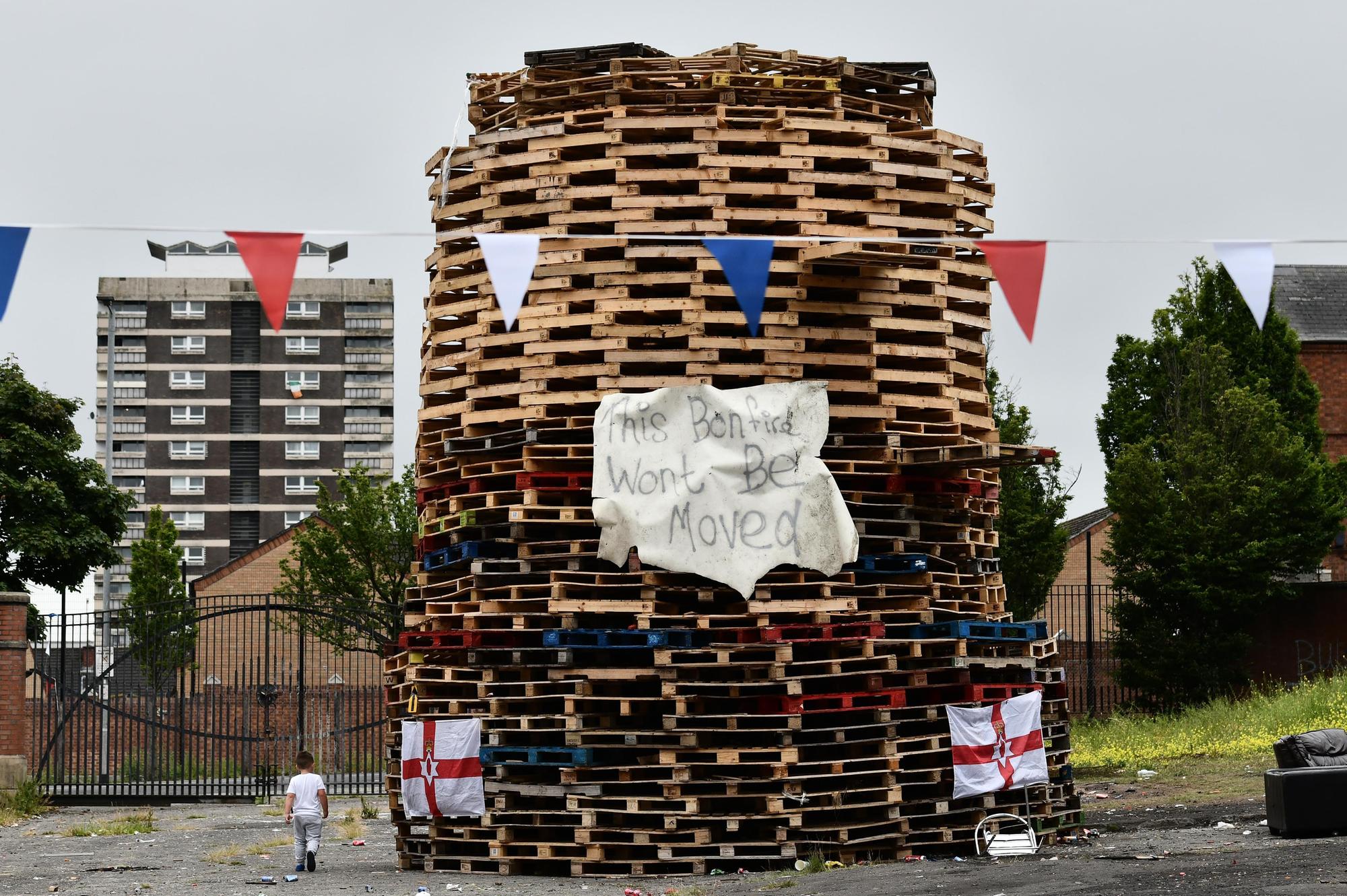 Adam Street bonfire: Belfast Council calls for interventions from three ...
