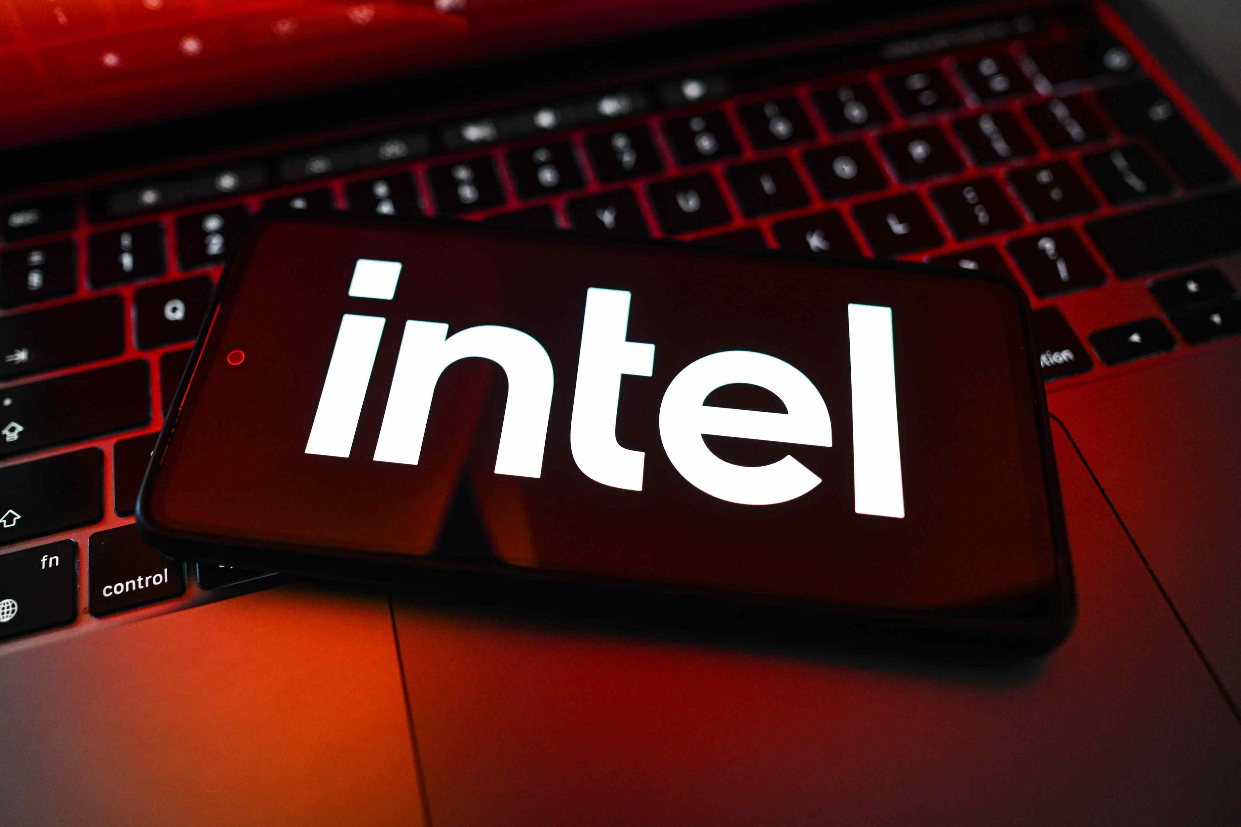 Intel could be moving closer to an Apple partnership—and its stock is ...