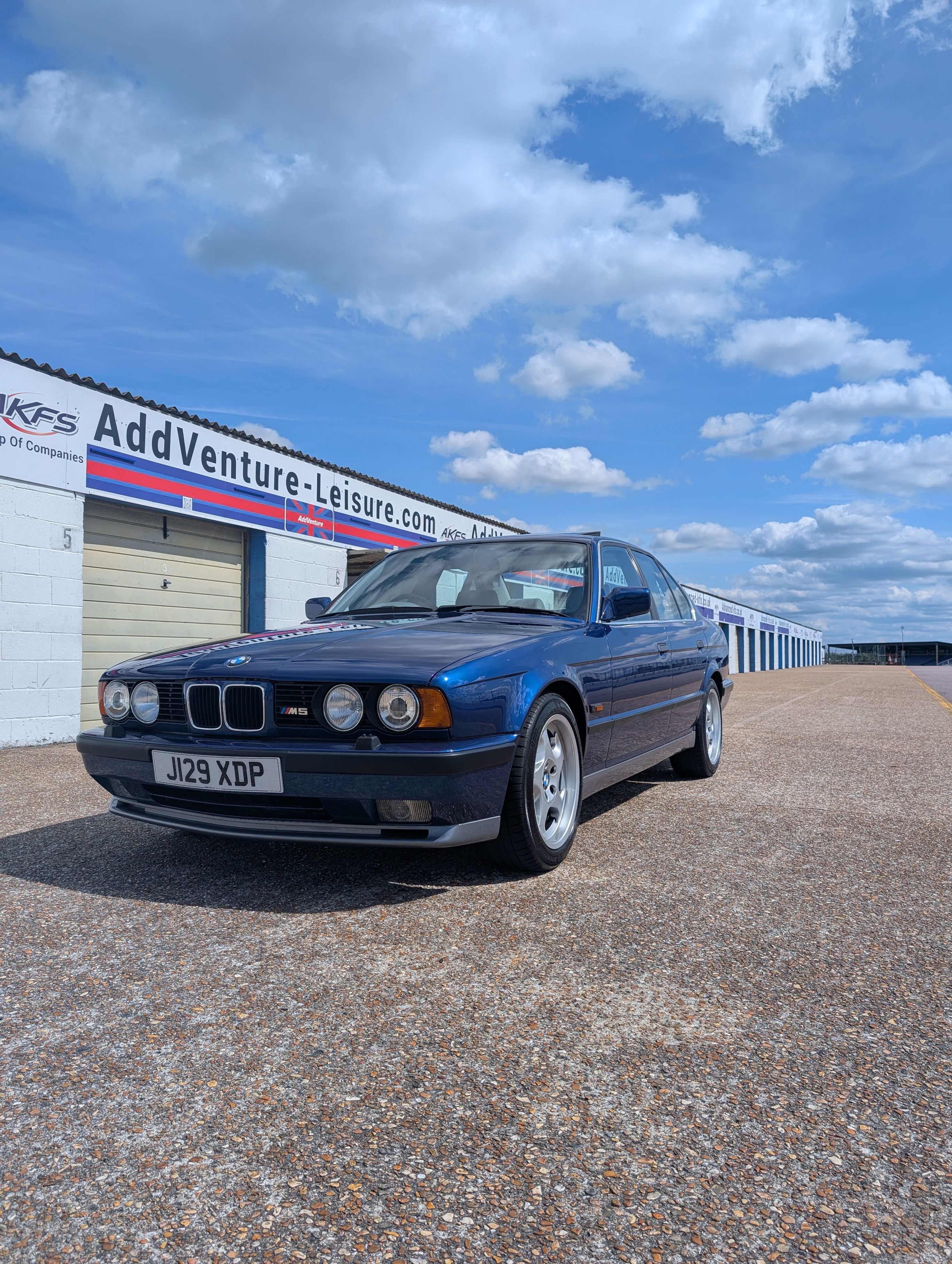 This is how BMW used to do it 😍😎🔥