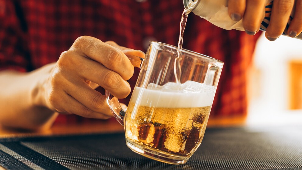 Alkoholfreies Bier soll schlank machen – was ist dran?