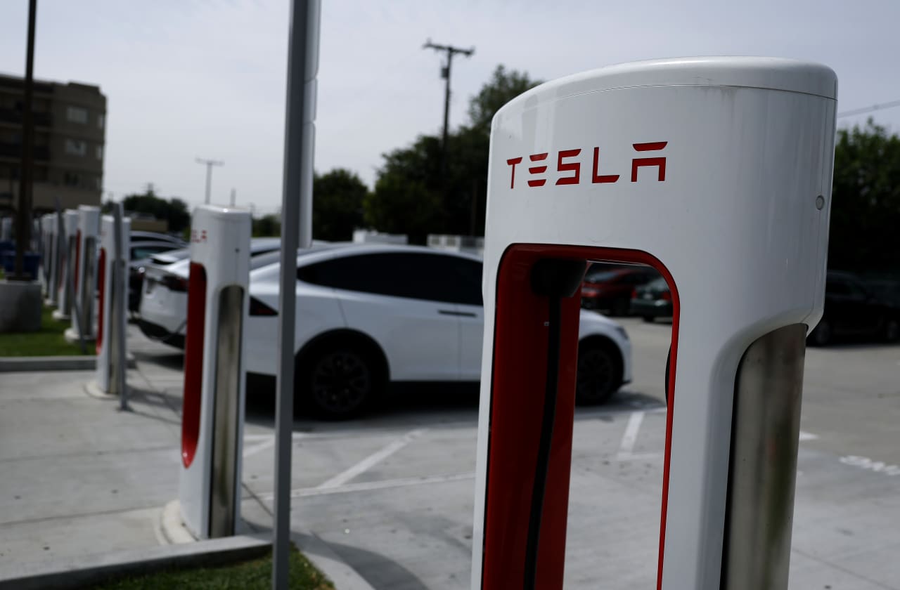 How high gas prices need to rise to boost electric vehicle sales