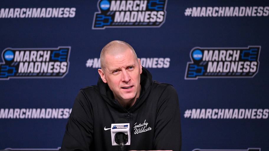 Mark Pope explains Kentucky's approach towards the GM position