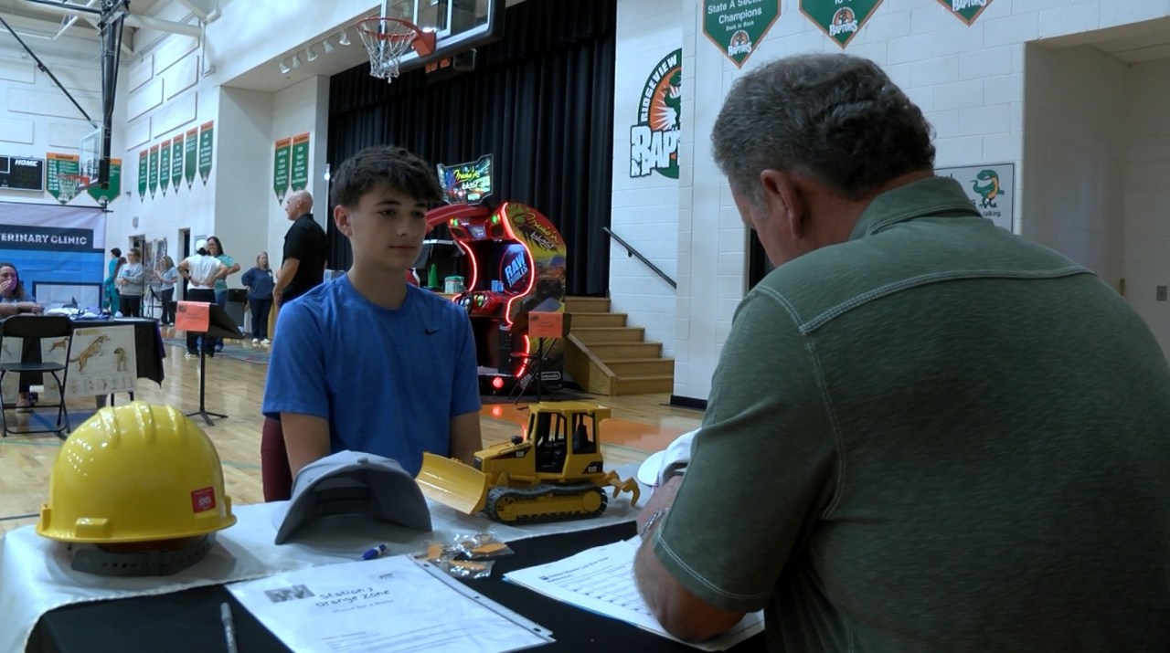 Amazing Shake teaches students vital professional skills at Ridgeview ...