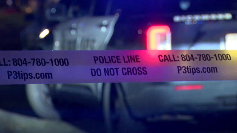 Passenger dies after driver crashes car into tree, flees scene