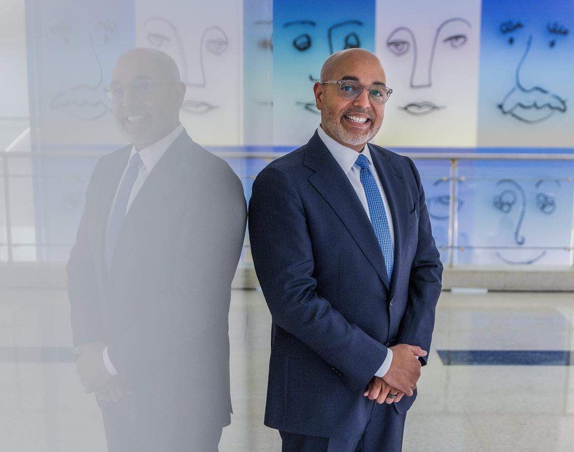 A new Miami hospital CEO will make $1.32 million. How does that compare ...